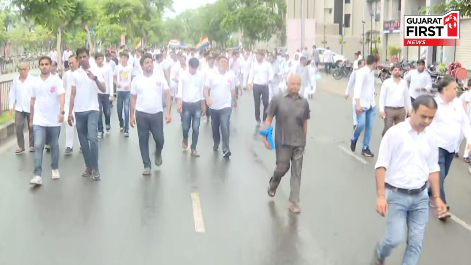 Jain Samaj : 21 વર્ષ બાદ સુરતમાં આચાર્ય શ્રી મહાશ્રમણજીની પધરામણી ...
