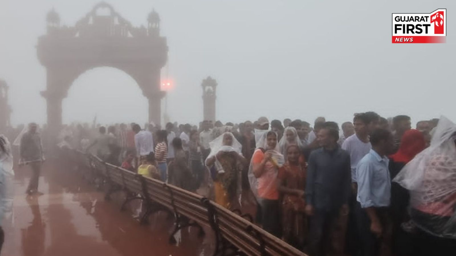Gujarat Rain : 24 કલાકમાં 129 તાલુકામાં ધોધમાર વરસાદ - Gujarat First