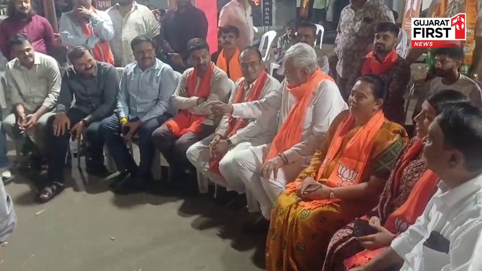 ભાજપમાં 'Damage Control': નારાજ નેતાઓને રૂપાલા મેદાને - Gujarat First